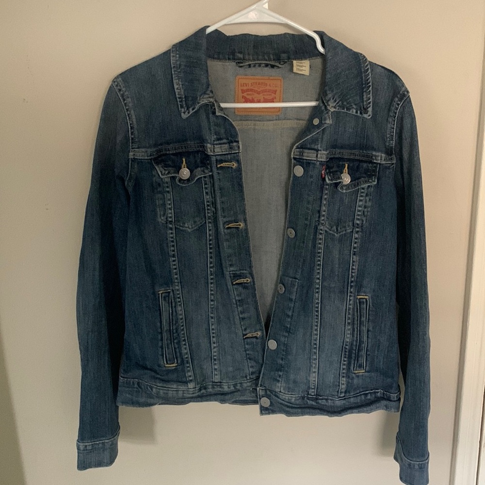 Levi Denim Jacket. - Gem